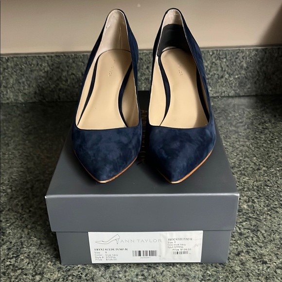 Ann Taylor | Shoes | Ann Taylor True Navy Eryn Suede Pump | Poshmark